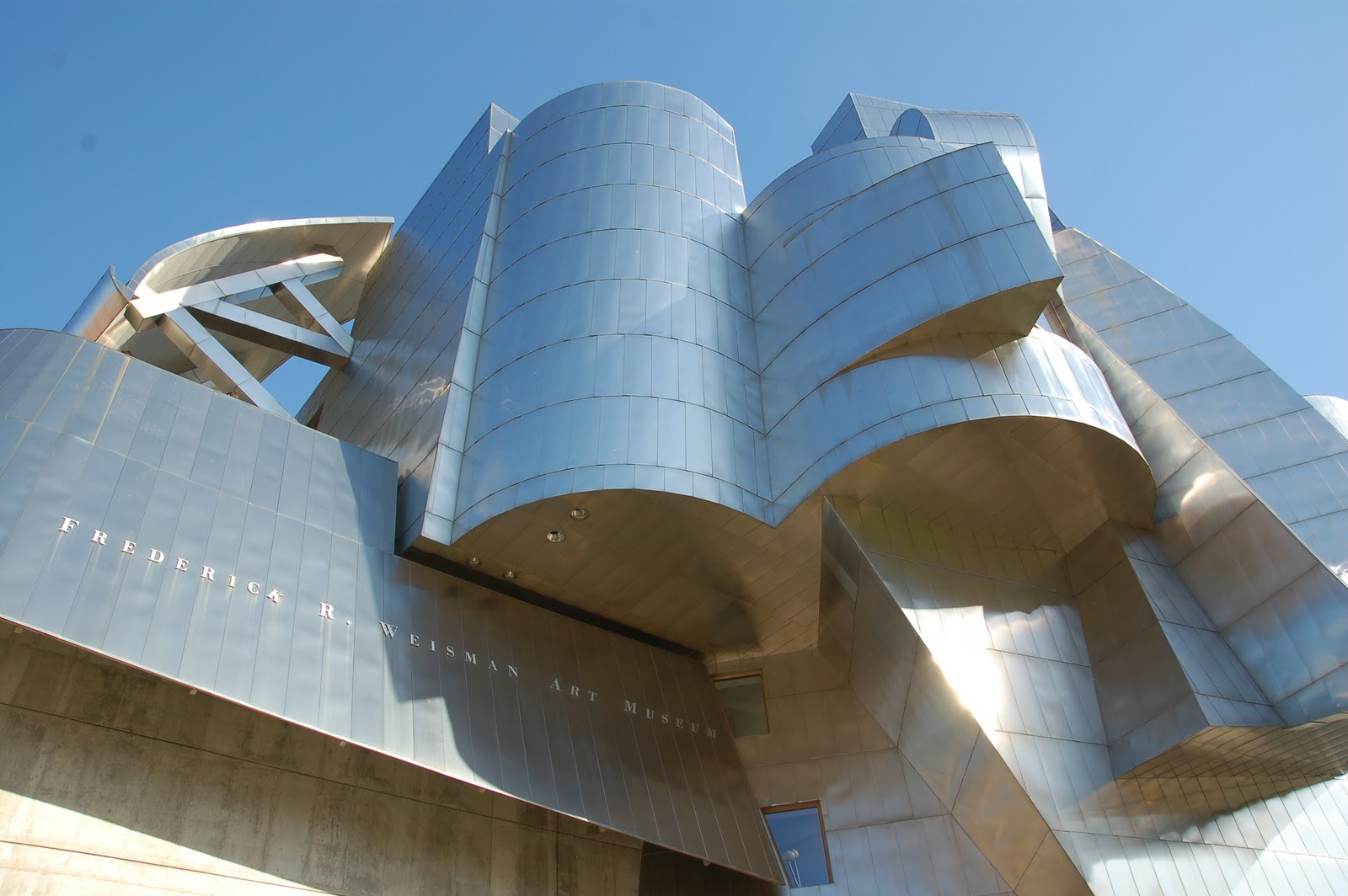 Frederick R. Weisman Art Museum – Sheehy Construction